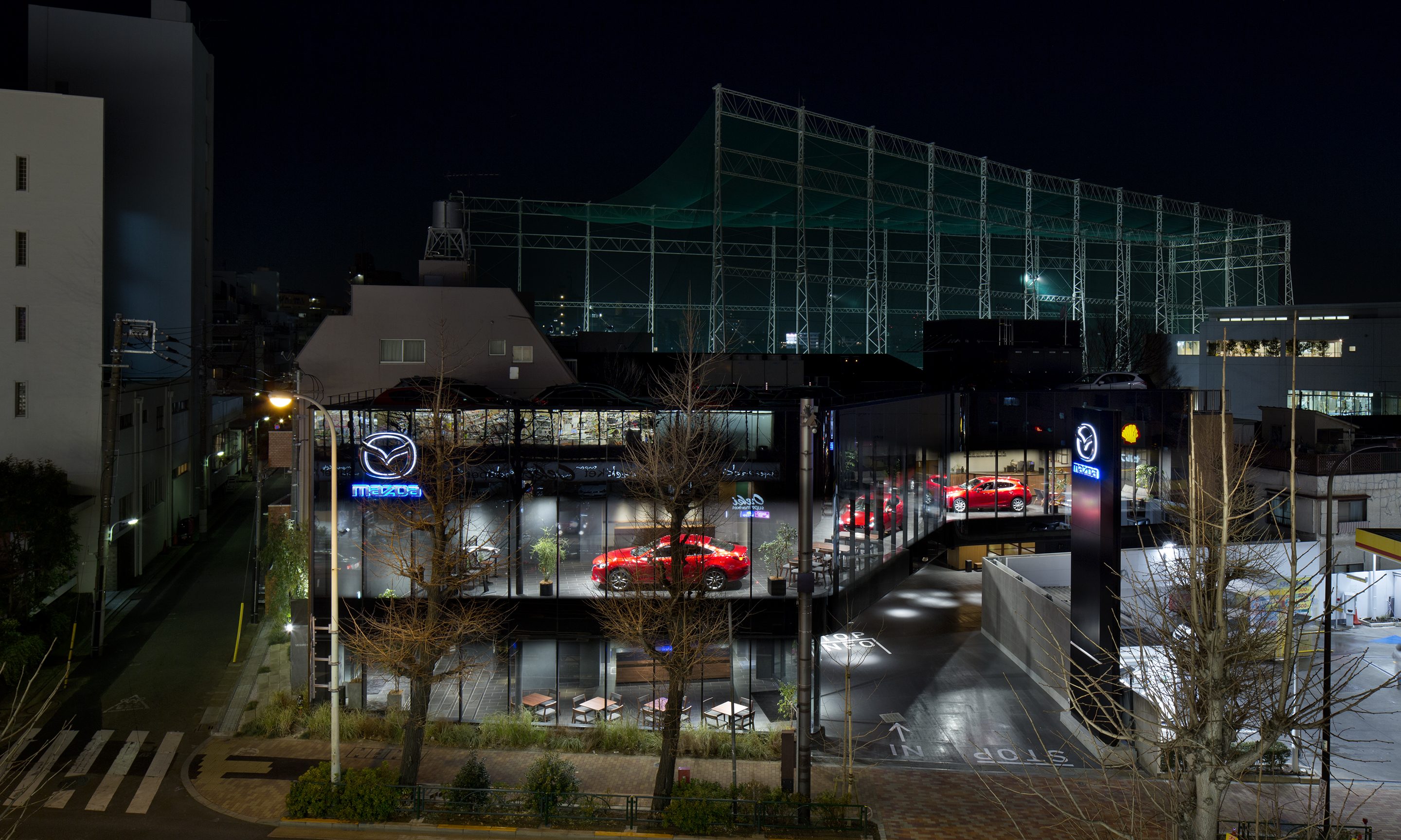 Mazda Showroom in MEGURO HIMONYA | SUPPOSE DESIGN OFFICE
