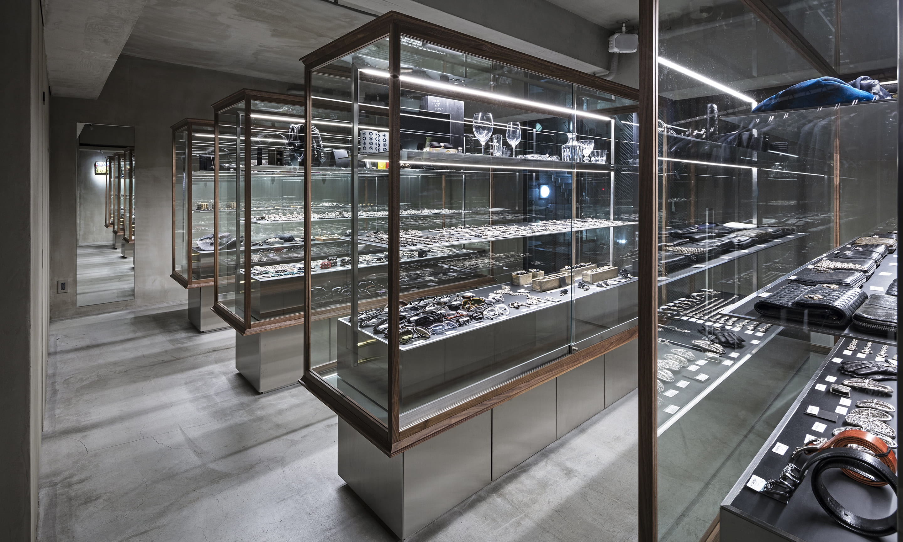 RINKAN 渋谷シルバー店 | SUPPOSE DESIGN OFFICE