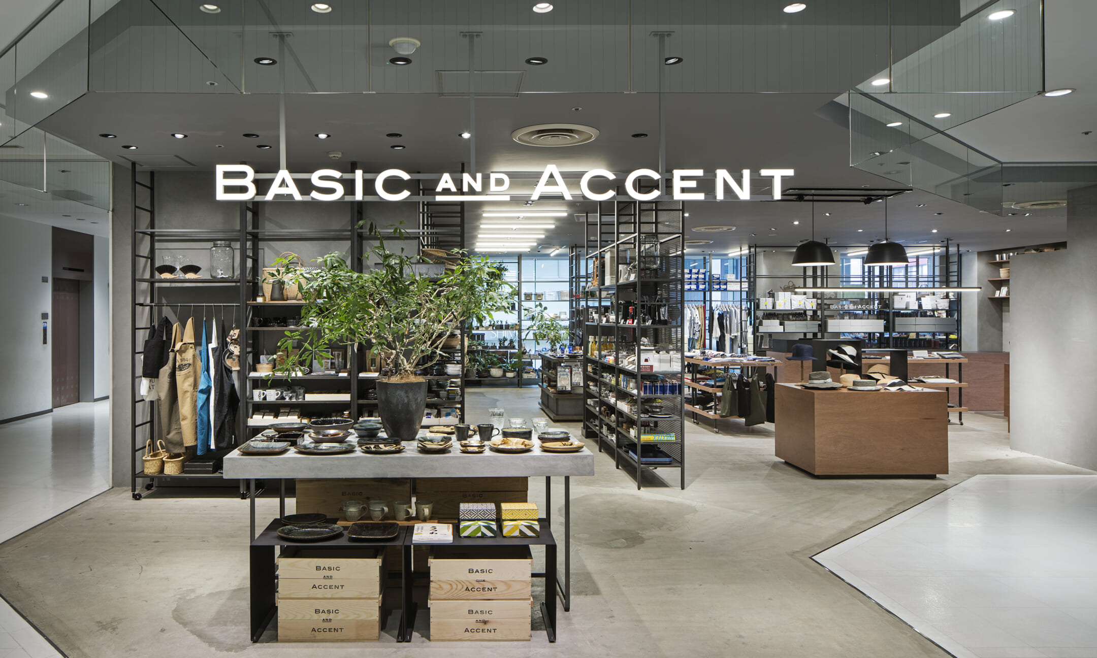 BASIC AND ACCENT 広島パルコ | SUPPOSE DESIGN OFFICE