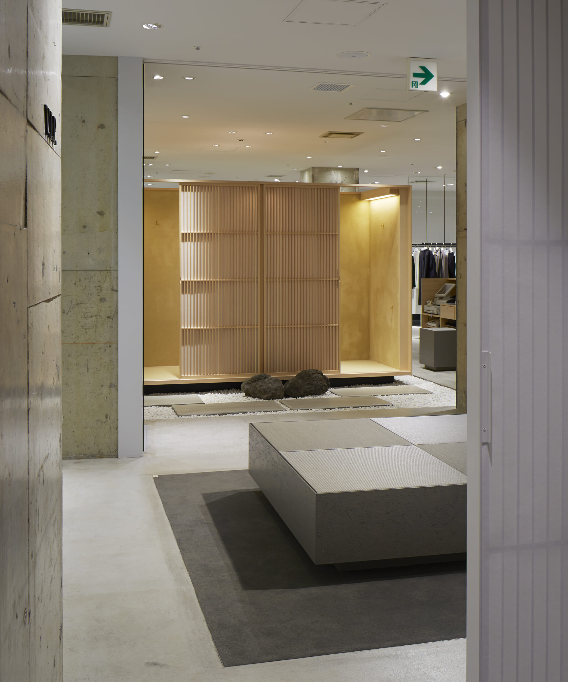 STUDIOUS TOKYO 大阪EMA | SUPPOSE DESIGN OFFICE