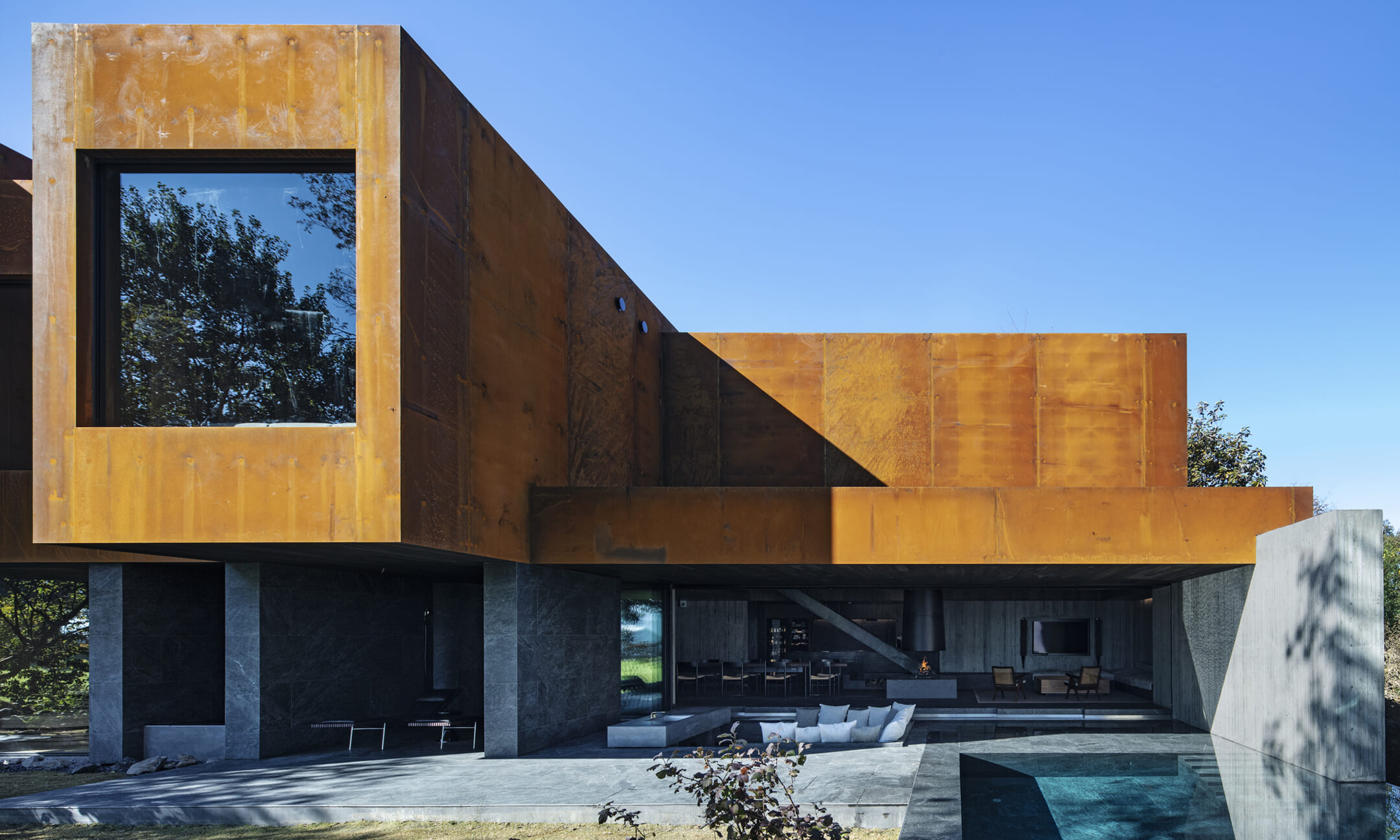 NOT A HOTEL NASU MASTERPIECE | SUPPOSE DESIGN OFFICE