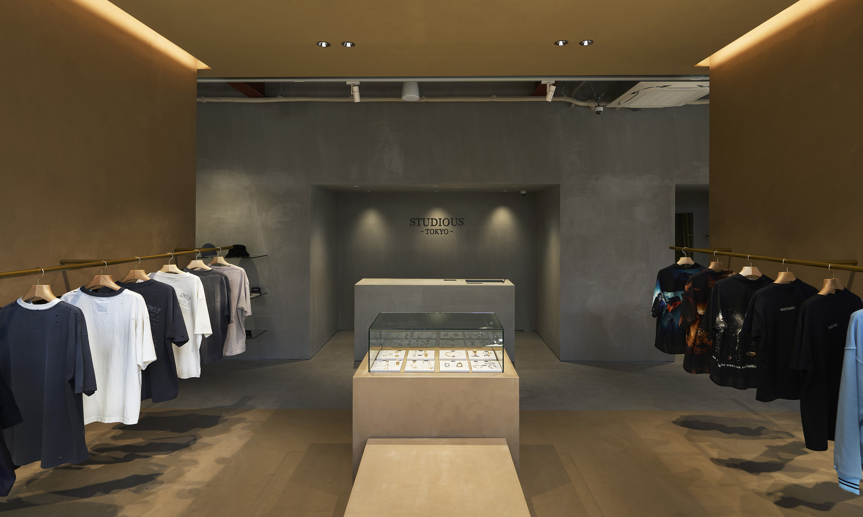 STUDIOUS TOKYO 表参道 | SUPPOSE DESIGN OFFICE